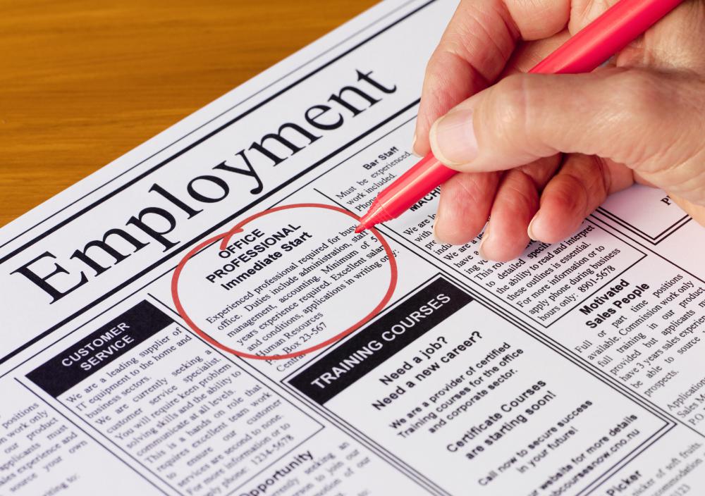 What is a Business Editor? (with pictures)