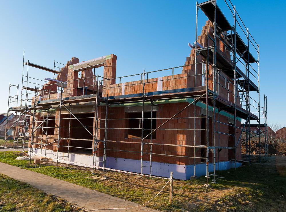 What is a Construction Contract? (with pictures)