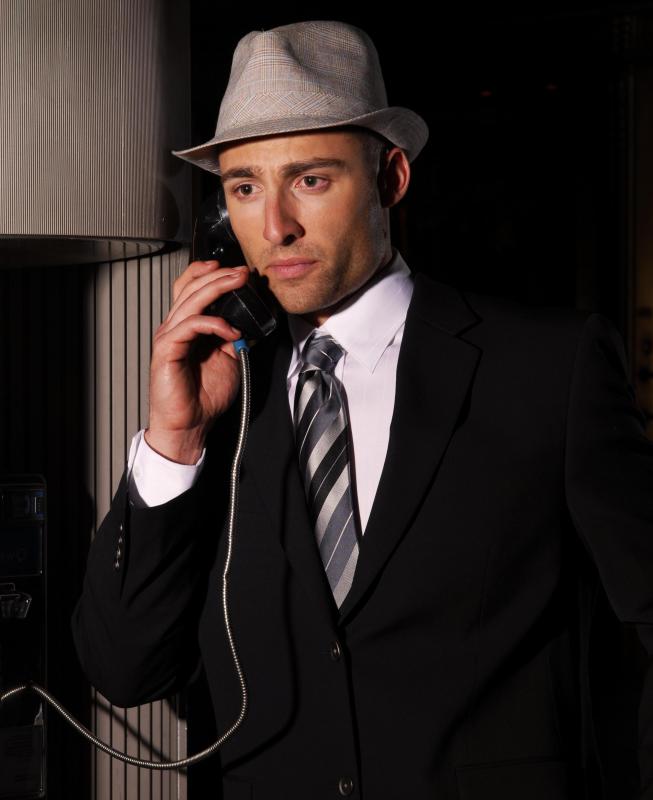 What is a Telephone Interview? (with pictures)