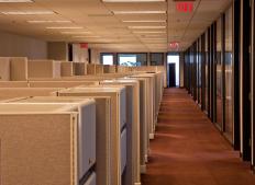 What Are the Different Types of Cubicle Panels? (with pictures)
